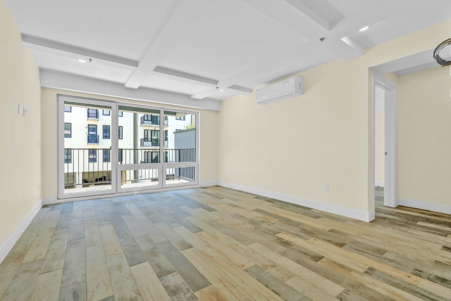 26-31 3rd Street Apartments – Reside New York
