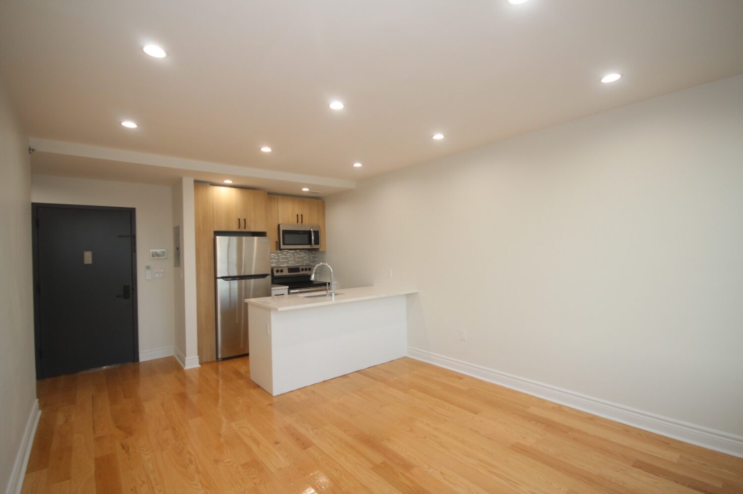 101-07 91st Street Apartments – Reside New York